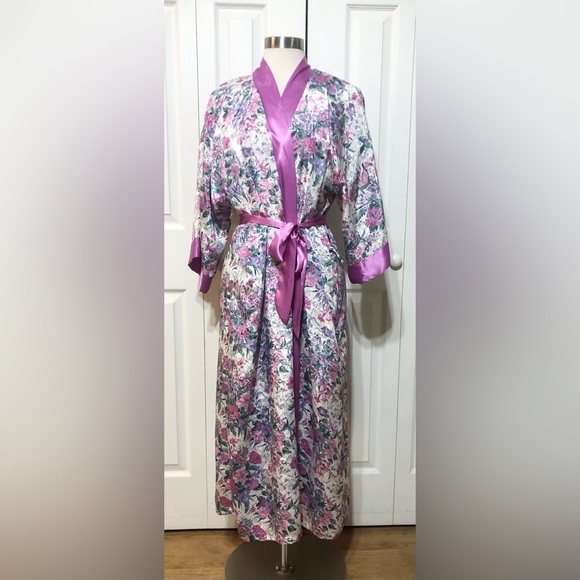 LA Intimates | Intimates & Sleepwear | Vintage La Intimates Womens ...